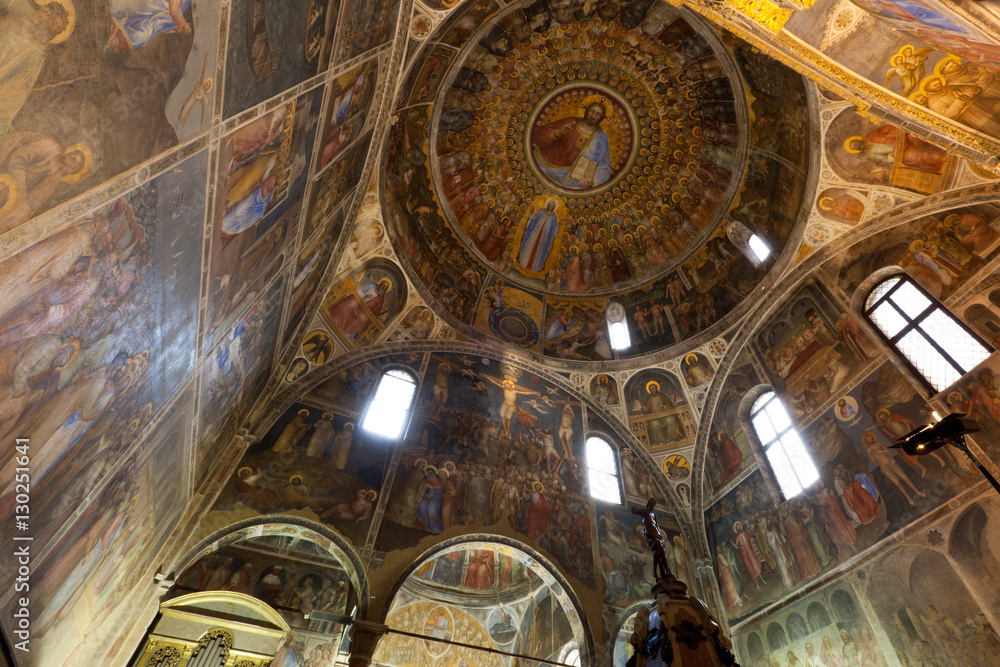 Giusto de Menabuoi frescoes in the Baptistery of the Cathedral of the ...