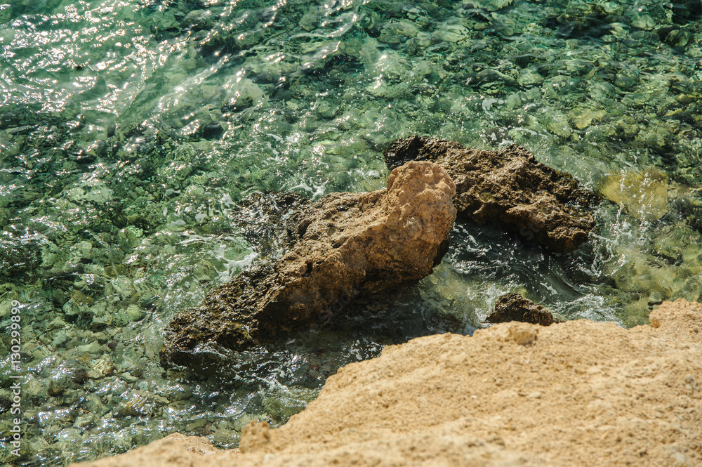 turquoise sea and stone compositon in red sea tropical location foto de ...