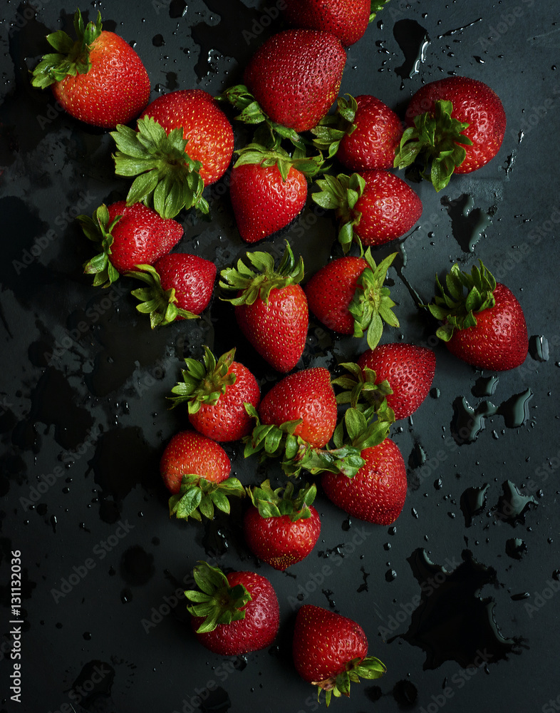 Fresh strawberries, black background Stock-Foto | Adobe Stock