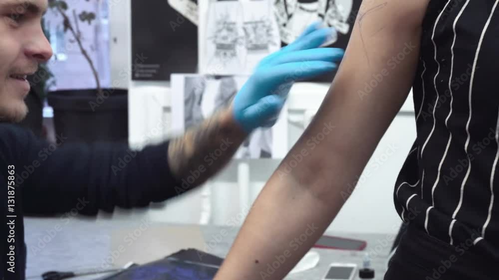 Prepared to work the tattoo artist. Hygiene Process of tattooing Stock ...