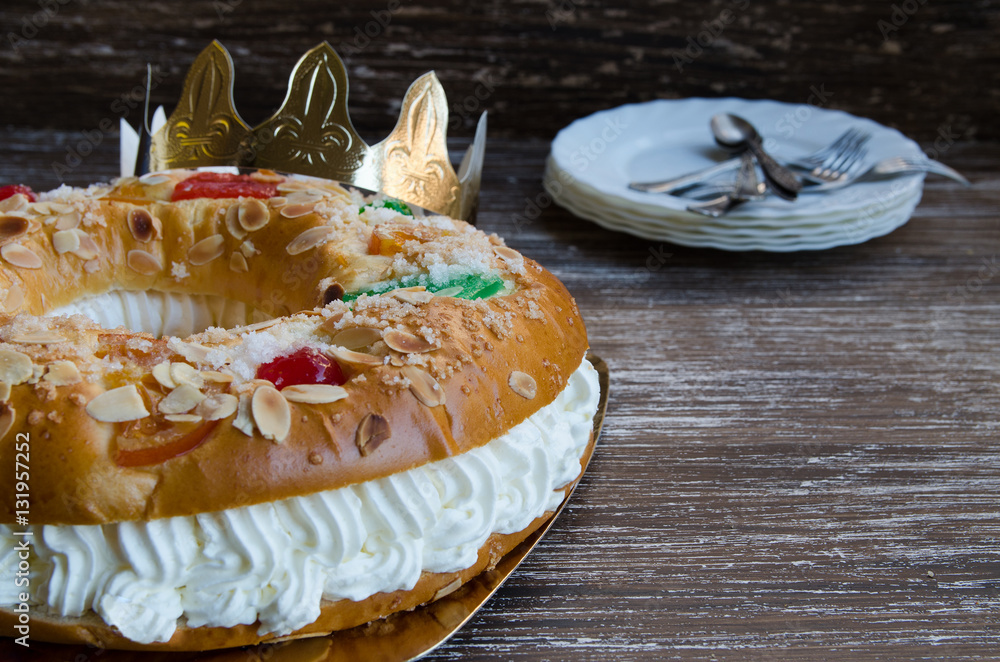 Roscon de reyes (kings' ring), typical dessert eaten in Spain to ...