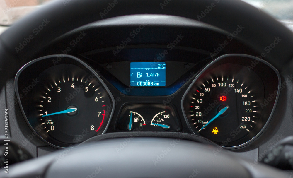 Speedometer and tachometer with additional instruments on car da Stock ...