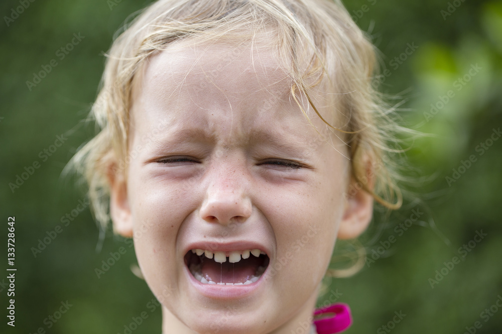 Cute Baby Girl Crying Wallpapers