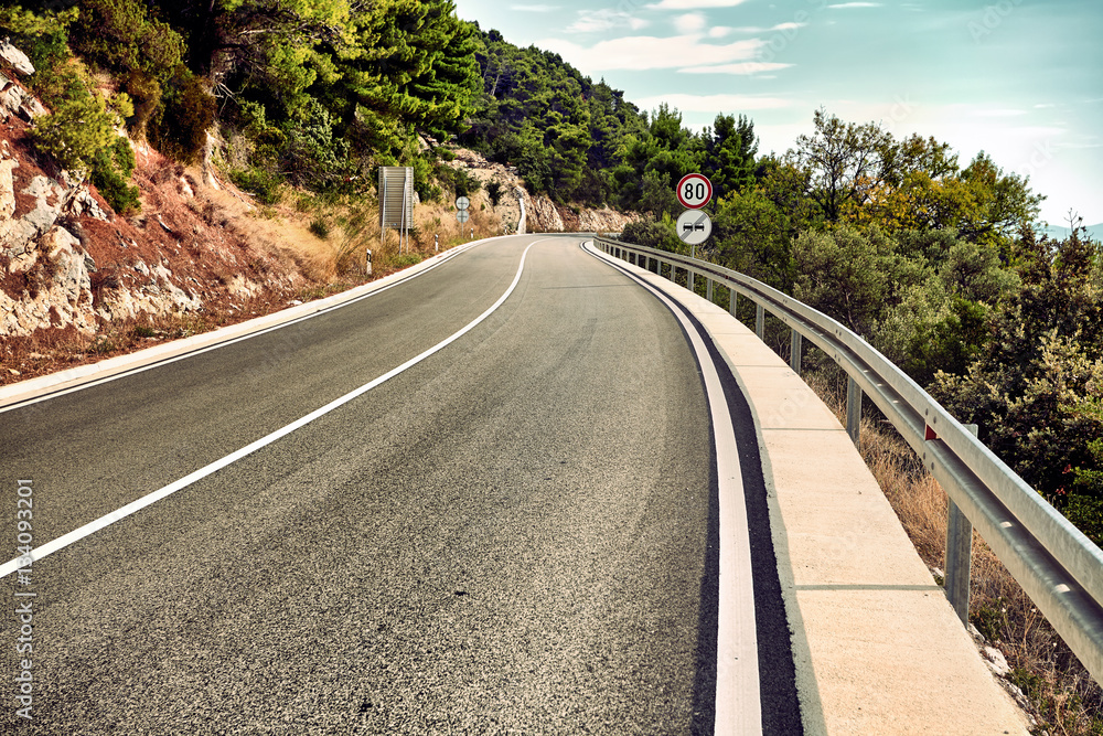 Cinematic road landscape. Vintage style. Instagram filter. Stock 写真 ...