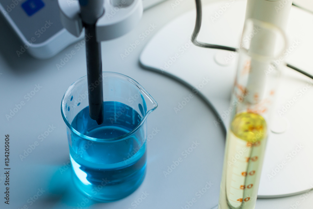 Reference electrode (pH) and Experiment chemical in Lab. Stock Photo ...