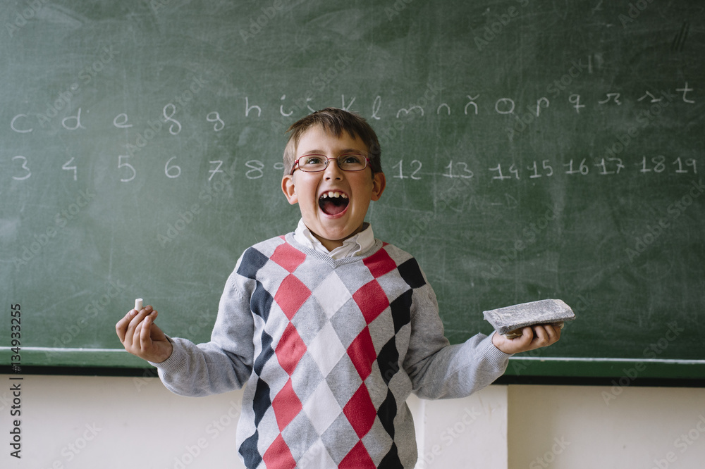 Boy screaming in the classroom Stock-Foto | Adobe Stock