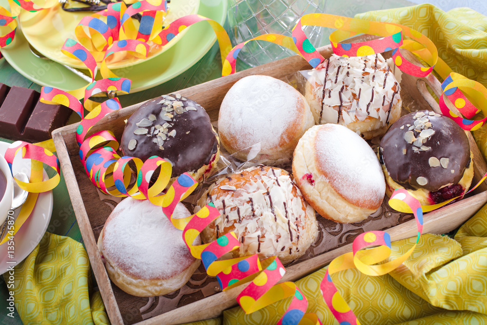Faschings Krapfen (Berliner ) Stock-Foto | Adobe Stock