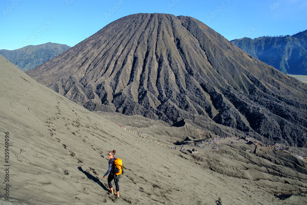 Foto Stock Trekking on Mount Bromo 2 | Adobe Stock