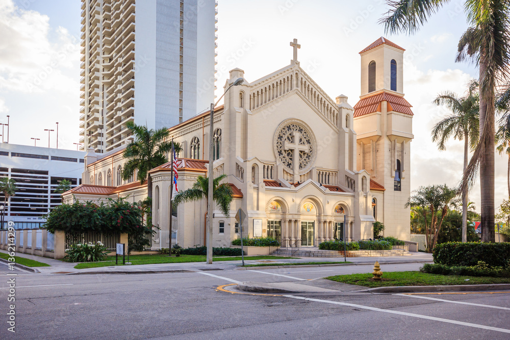 Foto de Trinity Episcopal Cathedral in Miami, Florida is the cathedral ...