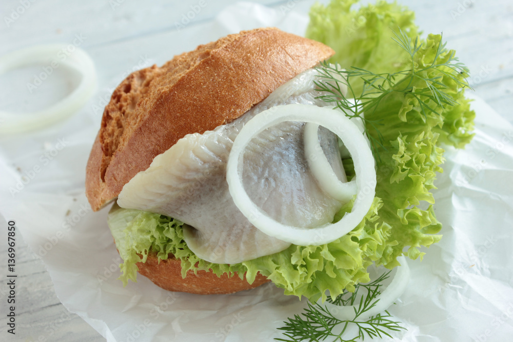 Matjesbrötchen Fischbrötchen Matjes Brötchen Stock-Foto | Adobe Stock