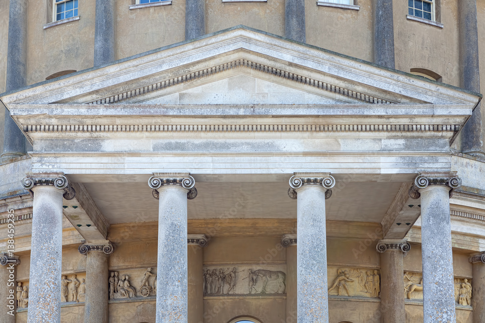 Ionic classical order of columns architecture in neoclassical ...