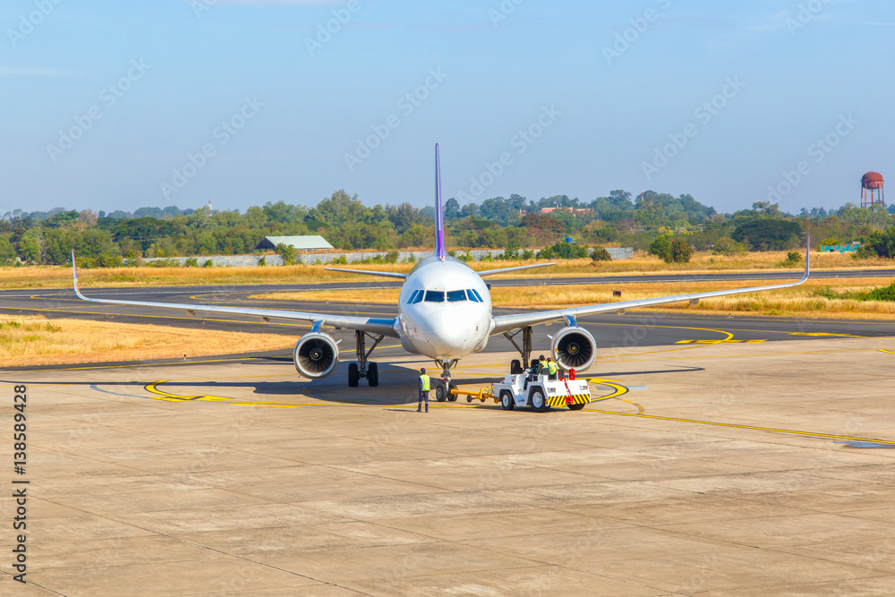 Airplane at airport terminal gate ready for takeoff, Modern ...