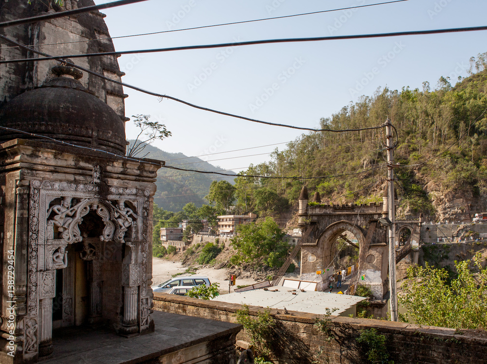 MANDI, INDIA: an Ancient Hindu temple and the old suspension bridge ...