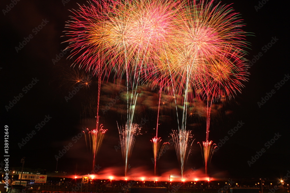 Omagari All Japan National Fireworks Competition Special Starmine 大曲の花火 ...
