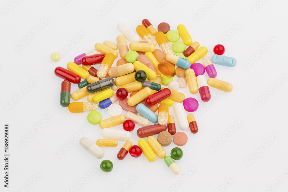 Viele bunte Tabletten Stock-Foto | Adobe Stock