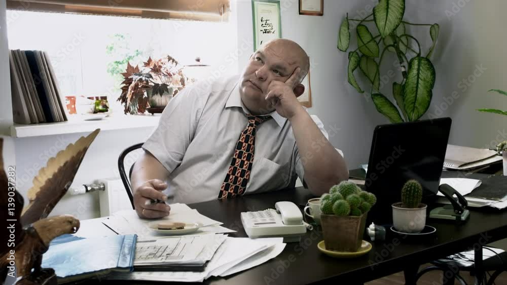 Boss Desk / Manager Office / Boss Doing Nothing / Creative Thinking ...