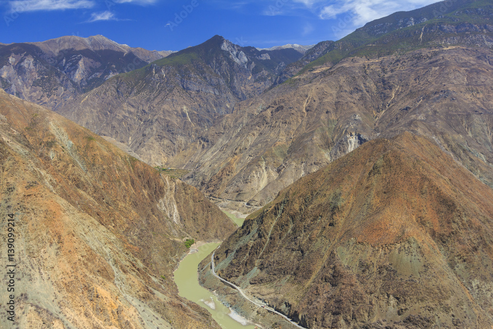 Omega Bend of Yangtze River, Yunnan, China Stock-Foto | Adobe Stock