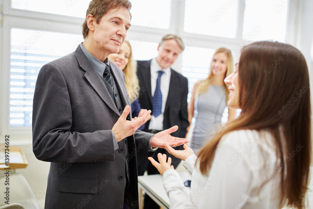 Businesswoman and consultant team in a consulting meeting Stock Photo ...