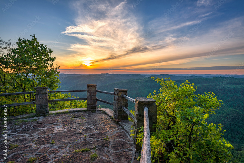 Spring sunset, Appalachian mountains, Kingdom Come State Park, kentucky ...