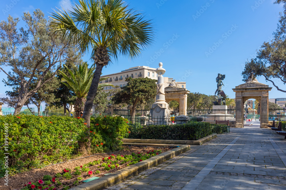 Malta Valletta Floriana: The Mall Gardens - Green Malta - parc entrance ...