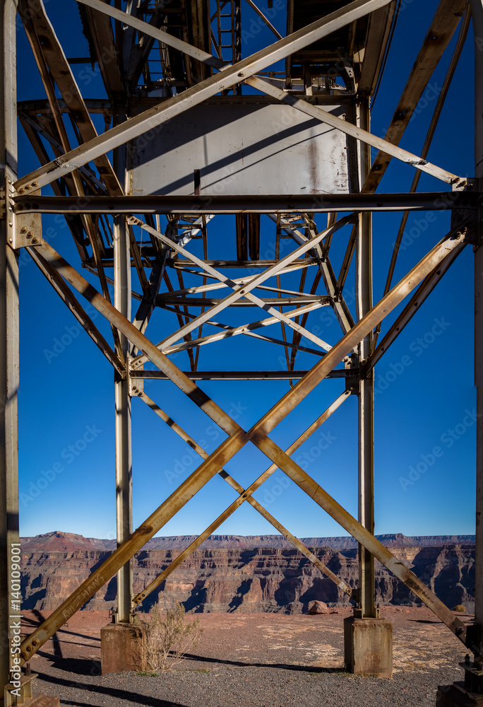 Foto de Abandoned cable aerial tramway of mine at Guano Point - Grand ...