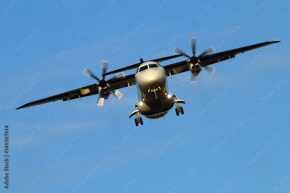 Propellerflugzeug Stock-Foto | Adobe Stock