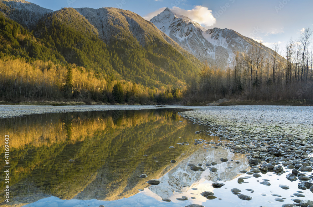 Mt Cheam, Fraser Valley ,BC, Canada. Stock-Foto | Adobe Stock