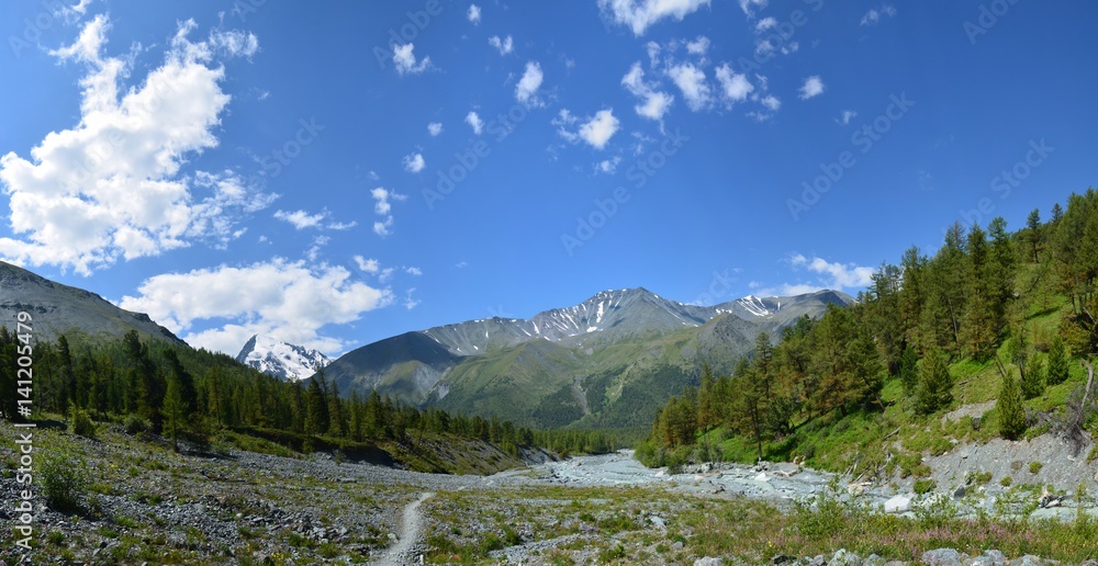 Travel to Altay Mountains Stock-Foto | Adobe Stock