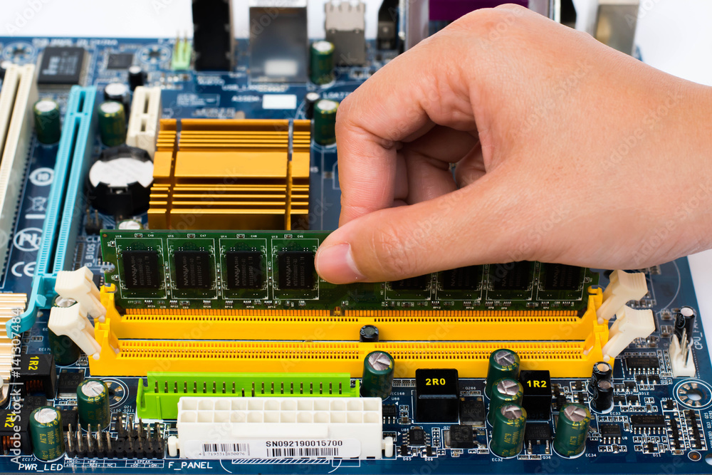 Photo & Art Print Installing Ram in main board., princerko