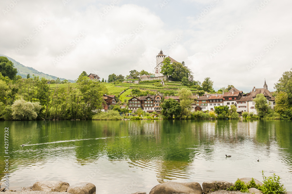 Werdenberg, Buchs, Altstadt, Stadt, Schloss, See, Seeufer, Uferweg ...