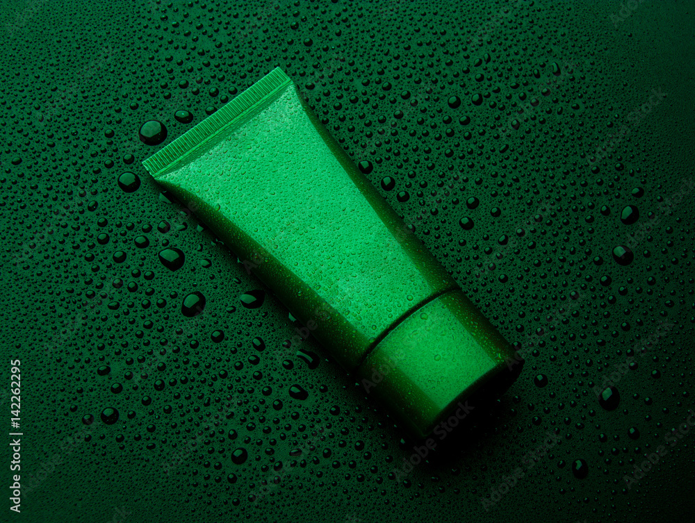realistic blank tubes for cosmetics. Tube of cream. isolated on a green ...