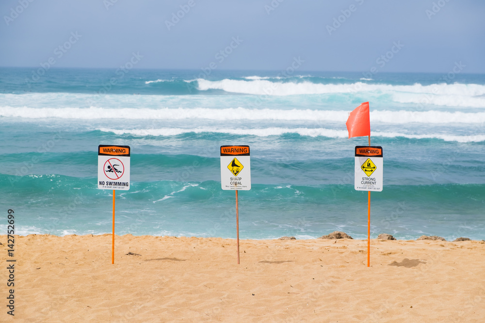 Strong Current Warning Sign Oahu Hawaii Stock Photo | Adobe Stock