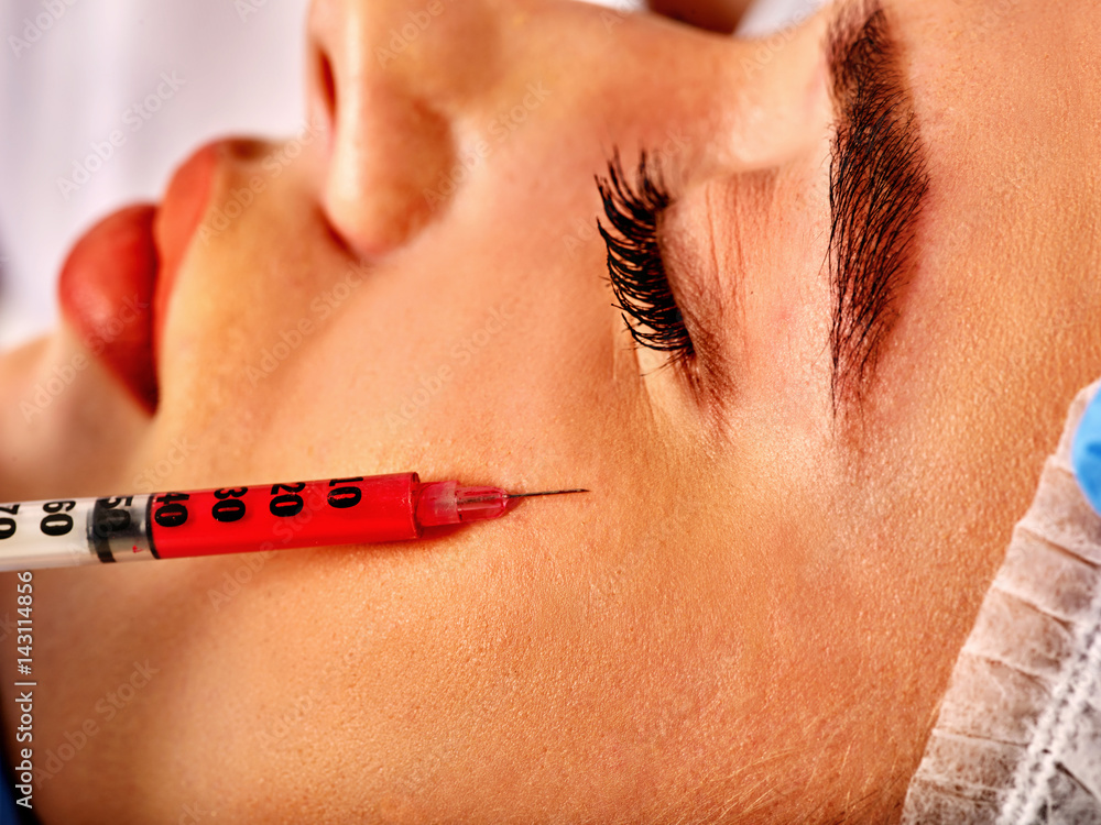 Foto de Filler injection for female forehead face. Plastic aesthetic ...