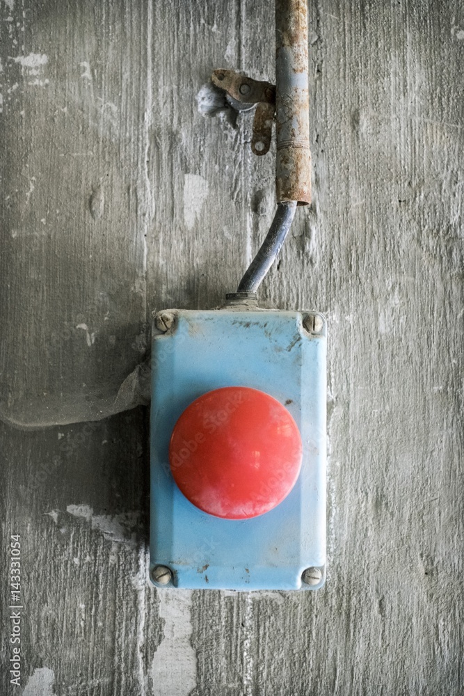 Bouton rouge Stock-Foto | Adobe Stock