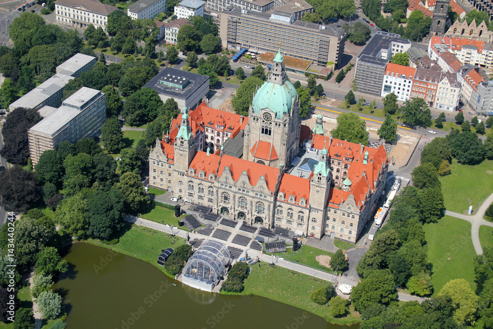 Luftaufnahme Neues Rathaus Hannover / Aerial view of Hanover town hall ...