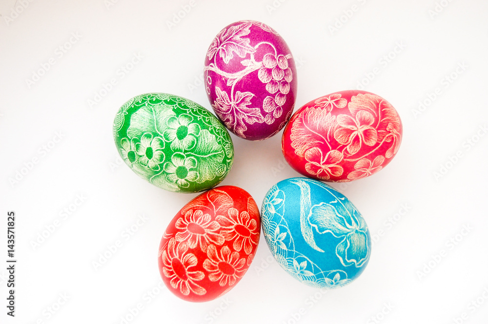 pisanki wielkanocne na białym tle Stock Photo | Adobe Stock