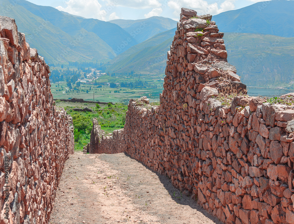 Pikillacta (Pikillaqta) is a ancient village of the Wari people in the ...