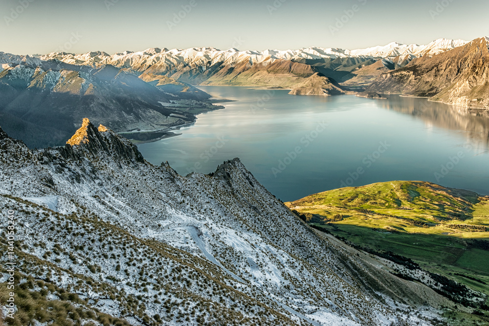 Lake Hawea from Isthmus Peak track, Wanaka, New Zealand Stock-Foto ...