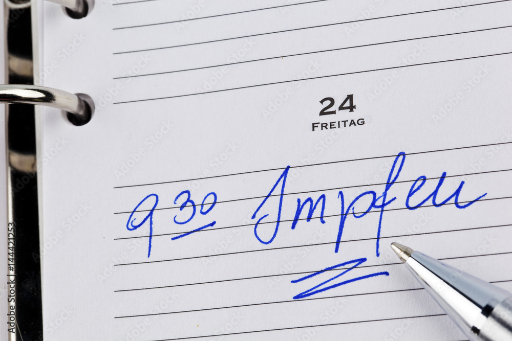 Eintrag im Kalender: Impfen Stock-Foto | Adobe Stock