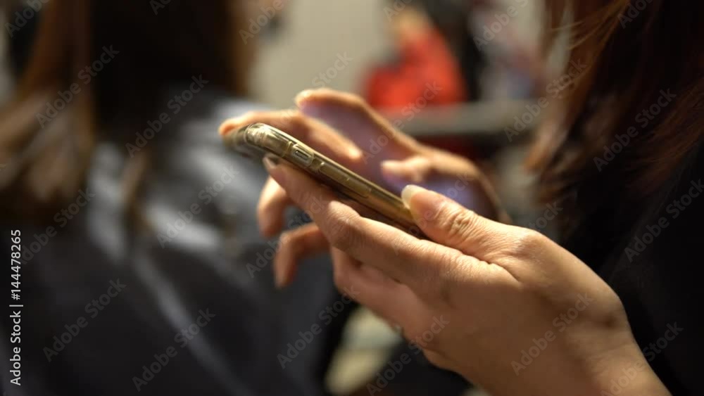 4K Crowd of tourists using smartphone in a long queue for ride the bus ...