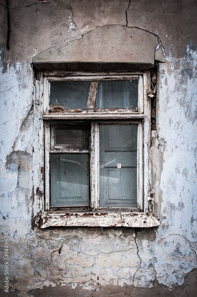 The old window in a collapsing house, A hammered old window in a ...