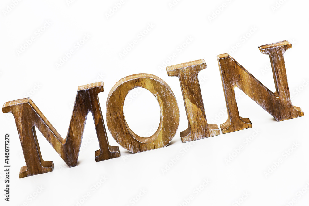 Moin Symbol mit Holzbuchstaben Stock-Foto | Adobe Stock