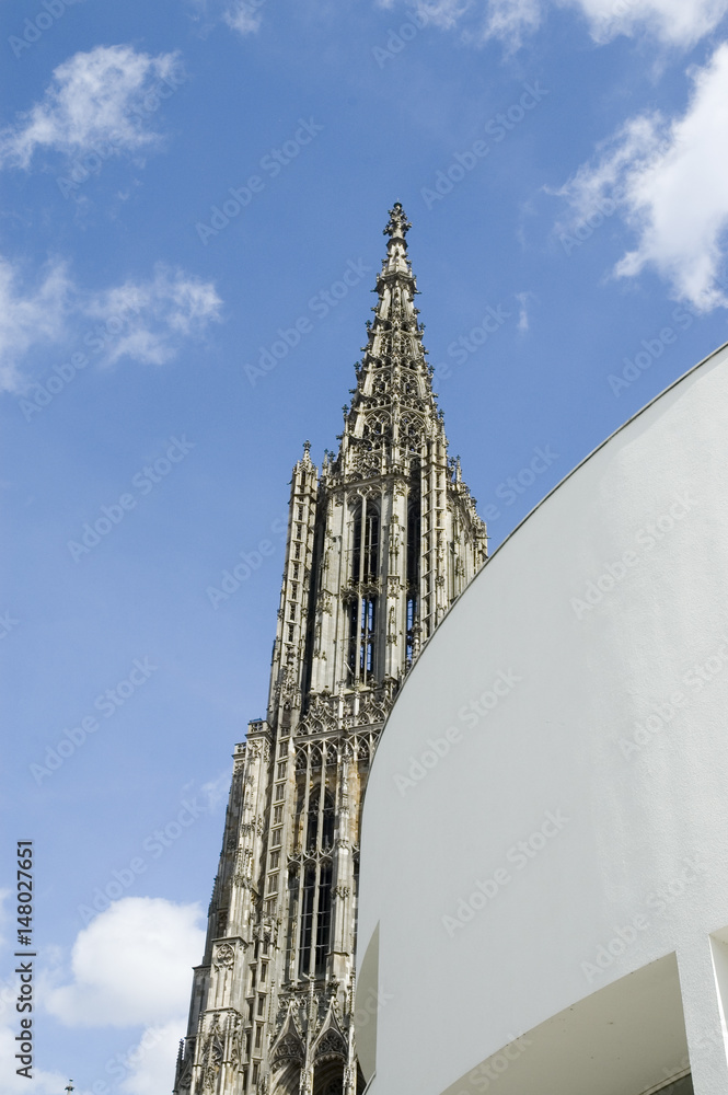 Turm des Ulmer Münsters Stock-Foto | Adobe Stock
