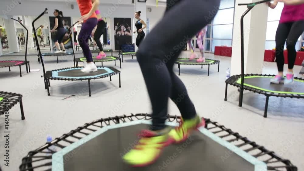 Vidéo Stock jumping fitness, skyjumping, sky jumping, big jumping ...