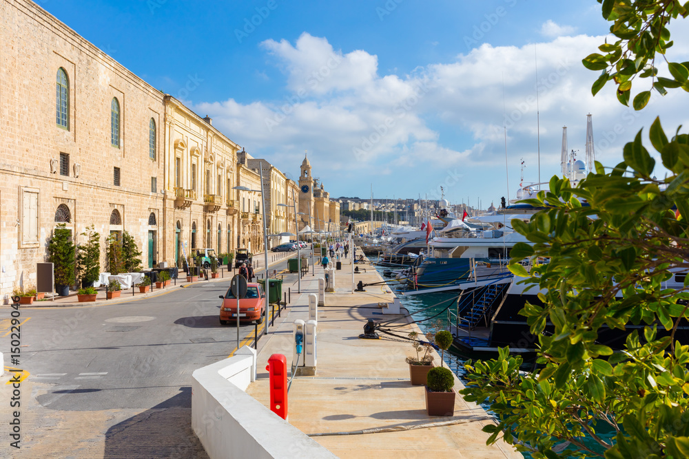 Malta Birgu Vittoriosa Marina Harbor Port Docks Waterfront yacht sails ...