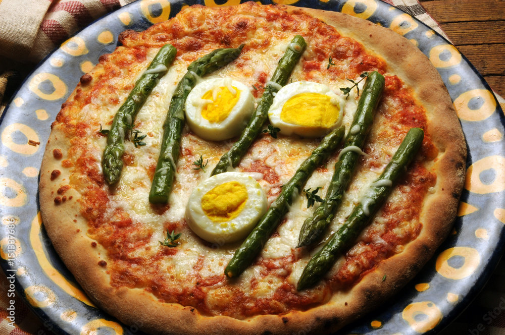 Pizza Asparagus officinalis Asperge Asparagi video Gemüsespargel ...