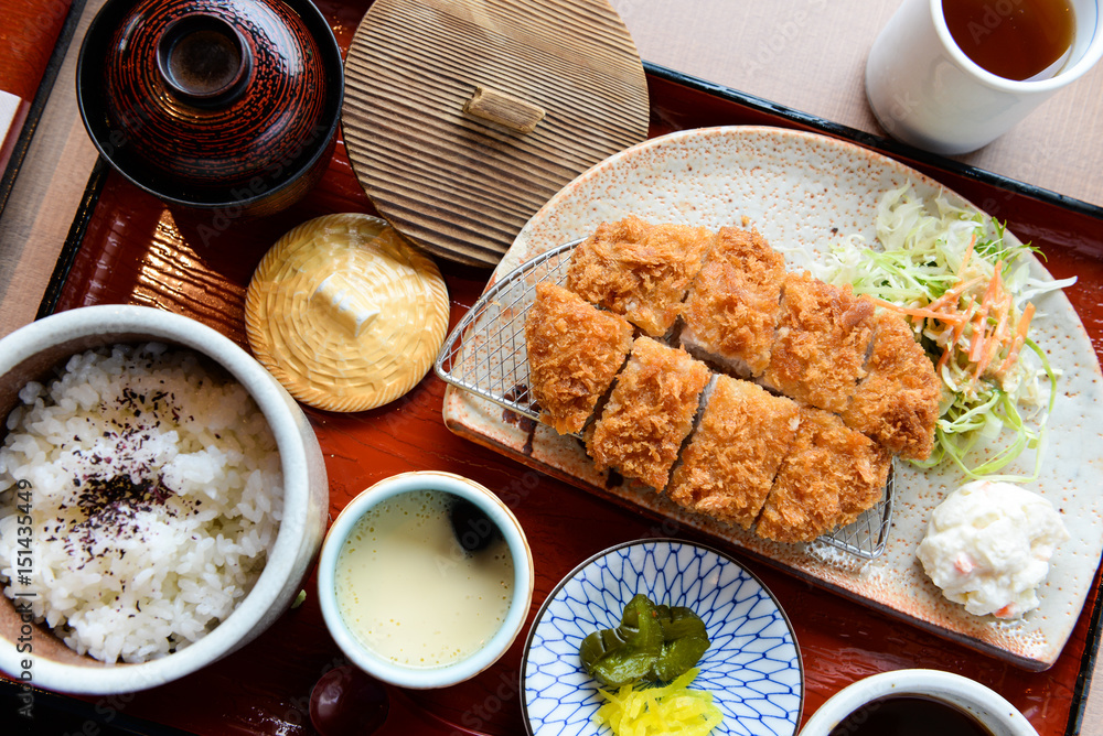 Póster Original Japanese tonkatsu full set a Japanese dish which ...
