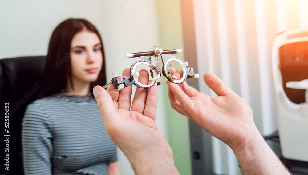 Slit lamp examination. Biomicroscopy of the anterior eye segment. Basic ...