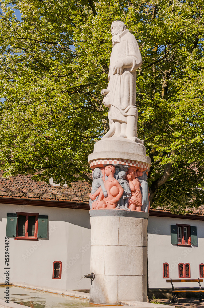 Zdjęcie Stock: Basel, Wettstein-Brunnen, Brunnen, Theodorskirchplatz ...