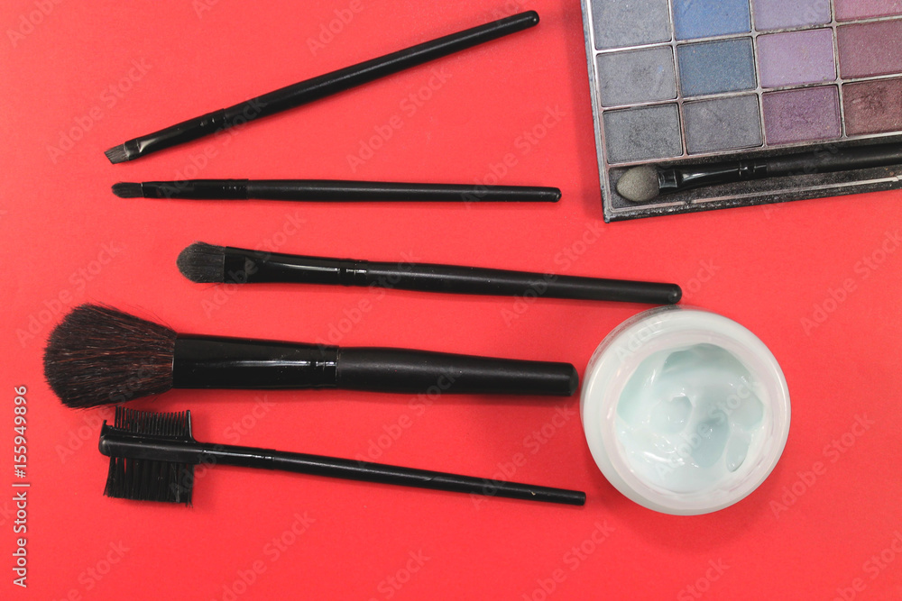 Makeup Artist Tools And Equipment | Saubhaya Makeup